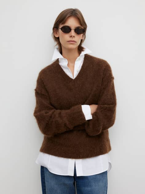 Shop - V-neck alpaca knit - Official Online Store